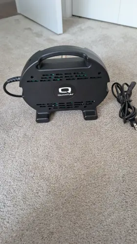 QUANTUM DA200U-250A Battery Charger